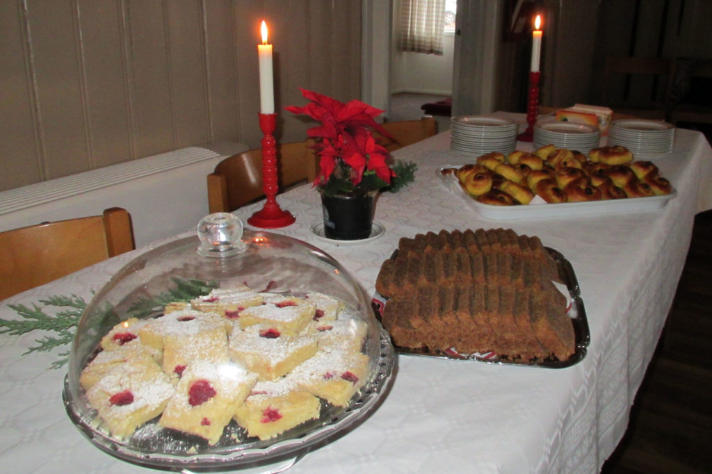 Julfika för frivilligarbetare « Hallands Släktforskarförening